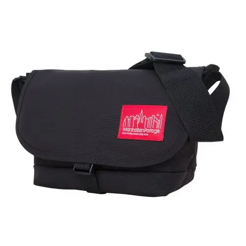MANHATTAN PORTAGE Straphanger Crossbody - Black