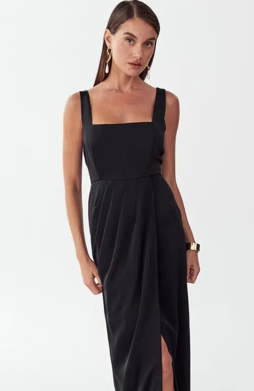 WILLA Akron Maxi Dress - Black