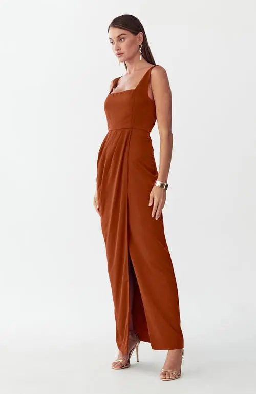 WILLA Akron Maxi Dress