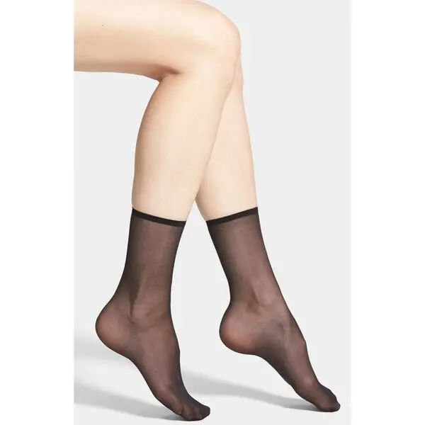 Hue Sheer Ankle Socks