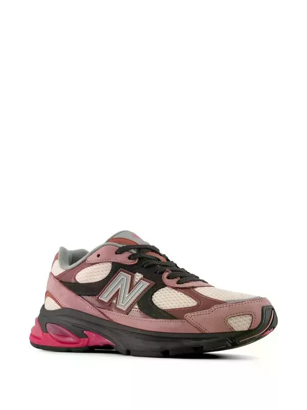 NEW BALANCE Abzorb 2010 Sneakers - Pink