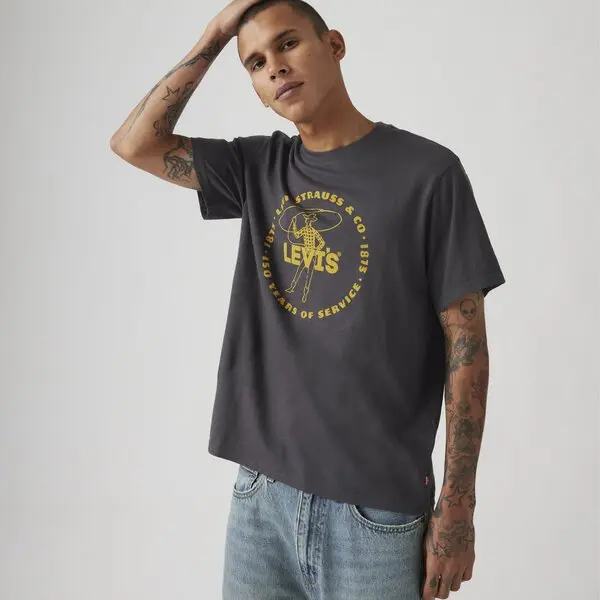 LEVI'S Relaxed Fit Short Sleeve Graphic T-shirt - Wagon Phanton