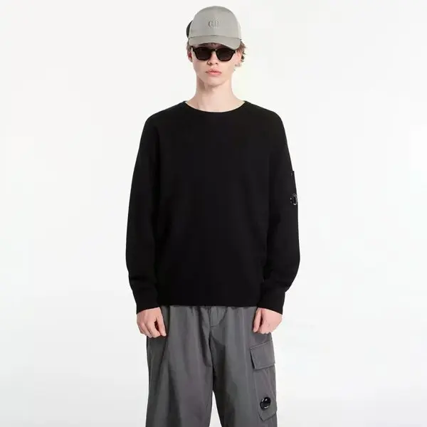 C.P. COMPANY Logo-patch Crew-neck Sweater - Black