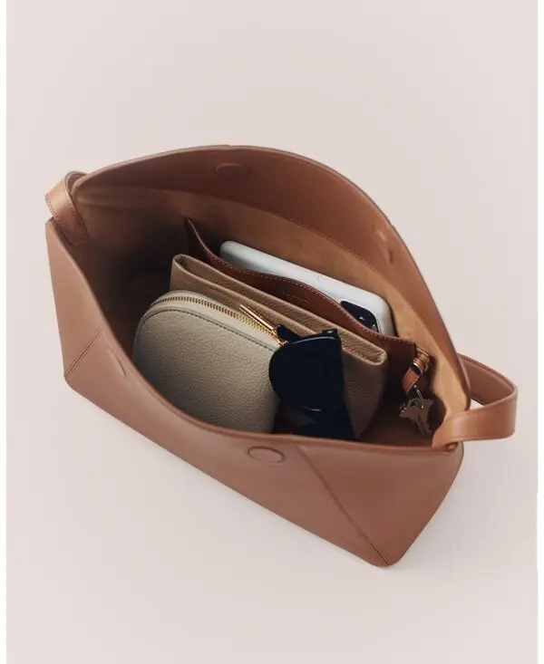 Cuyana Forma Shoulder Bag - Chestnut