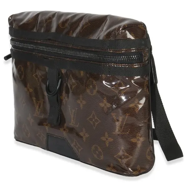 LOUIS VUITTON Monogram Glaze Canvas Messenger Bag Pm