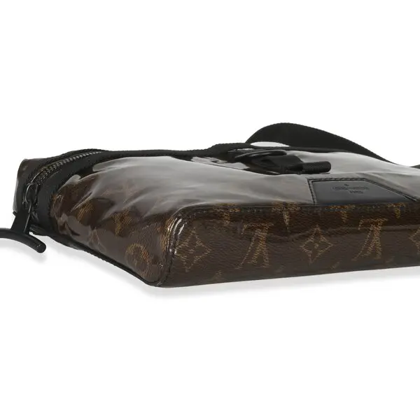 LOUIS VUITTON Monogram Glaze Canvas Messenger Bag Pm