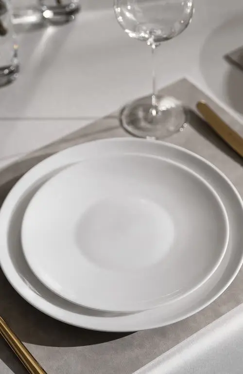 TOGAS Nea Plate
