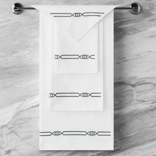 TOGAS Sigman Towel