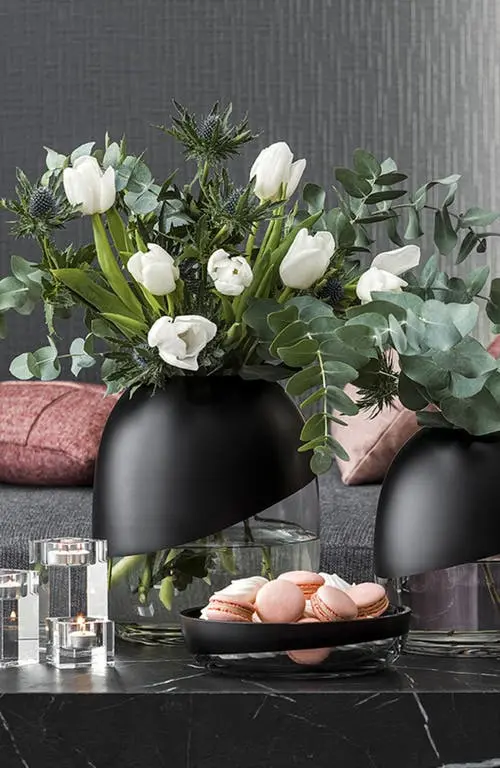 TOGAS Ayres Flower Vase