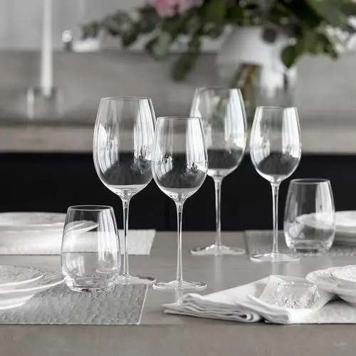 TOGAS Wineright Wine Glasses