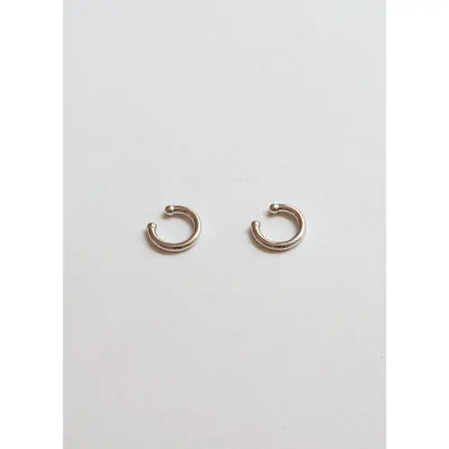 OUTOFOFFICE Simple Ear Cuff - Silver