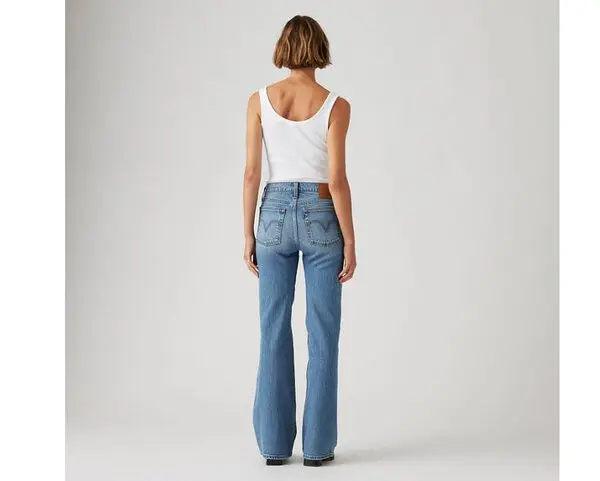 LEVI'S Wedgie Bootcut Jeans