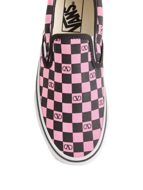 VALENTINO GARAVANI X VANS Slip-on Sneakers - Pink