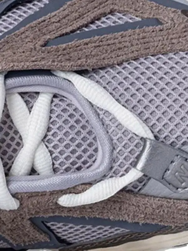 NEW BALANCE 1906 Sneakers - Brown