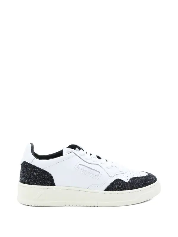 AUTRY Medialist Low Leather Sneakers - Black