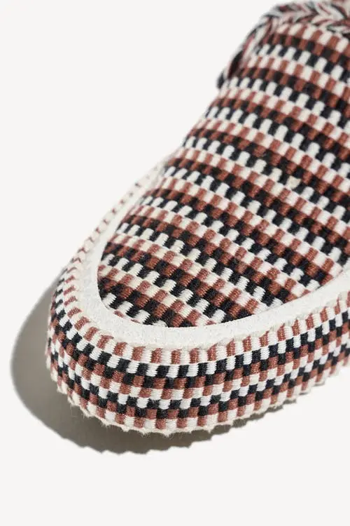 AMAMBAIH Laura Fabric Sneakers
