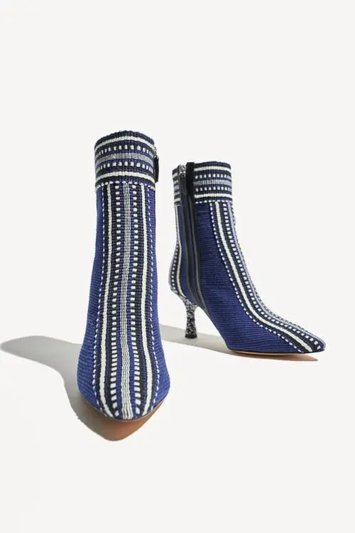 AMAMBAIH Monica Ankle Boots