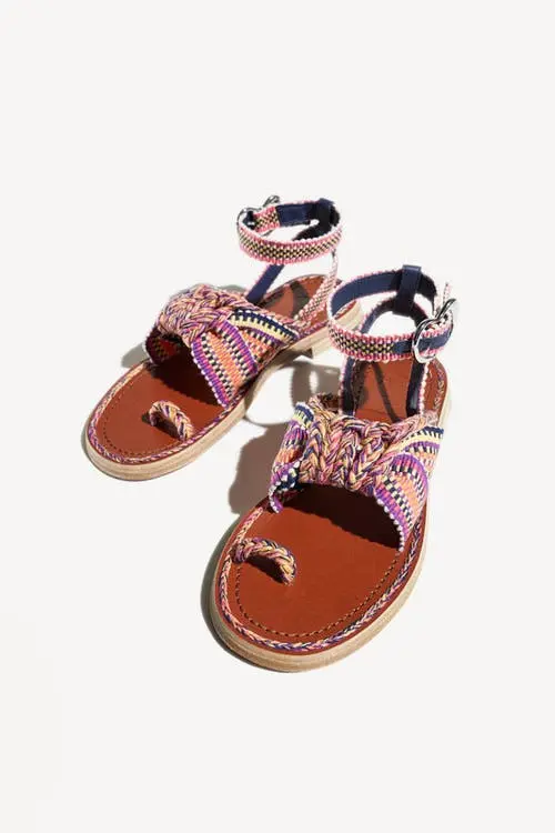 AMAMBAIH Lorena Flat Sandals
