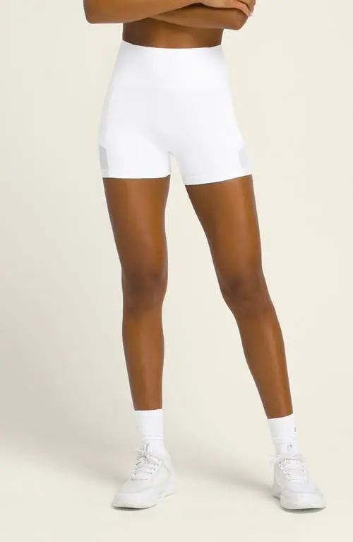 Wilson Baseline Ball Shorts - Bright White