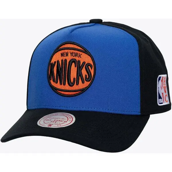 Mitchell & Ness New York Knicks Legendary Home Pro Pinch Snapback Hat