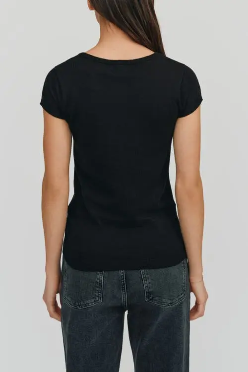 KATHRYN MCCARRON Greta Fitted Cashmere Tee - Black