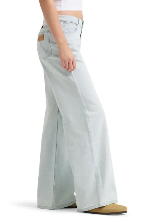 Wrangler Low Rise Baggy Jeans
