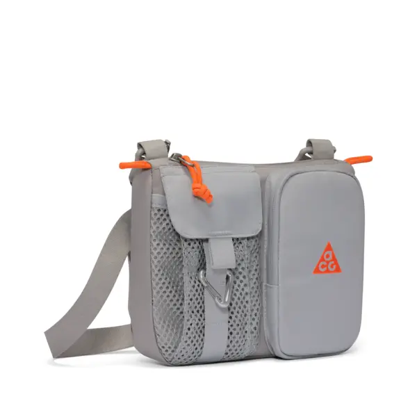 Nike Daymax Crossbody Bag