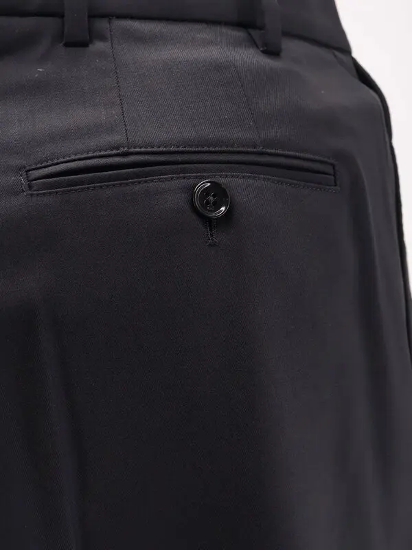 Ami Virgin Wool Tailored Shorts - Black