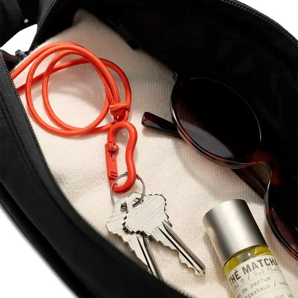 BEIS The Pro Travel Sling - Black