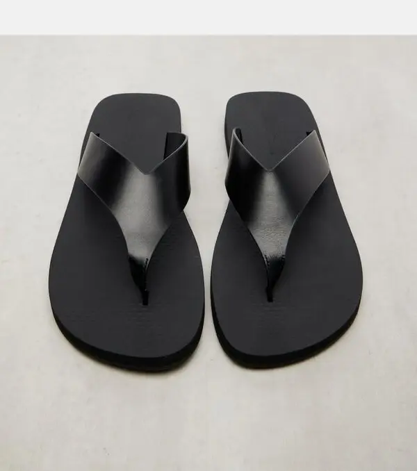 THE ROW Dune Leather Thong Sandals - Black