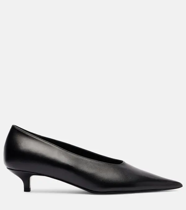 TOTEME Leather Pumps - Black