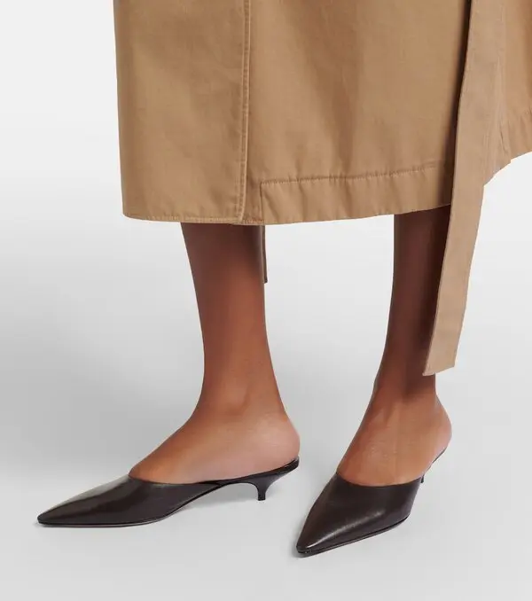 THE ROW Liisa Leather Mules - Brown