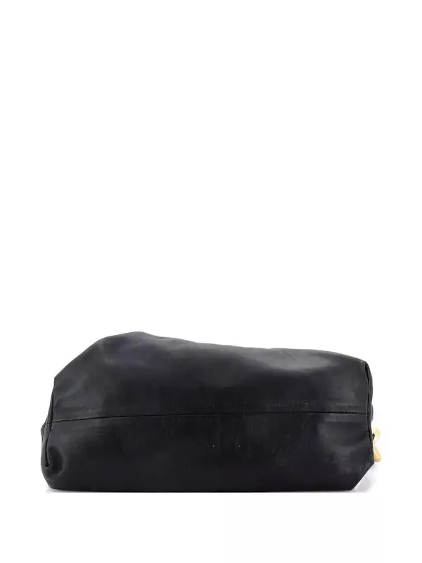 Bottega Veneta The Chain Pouch Leather Shoulder Bag - Black