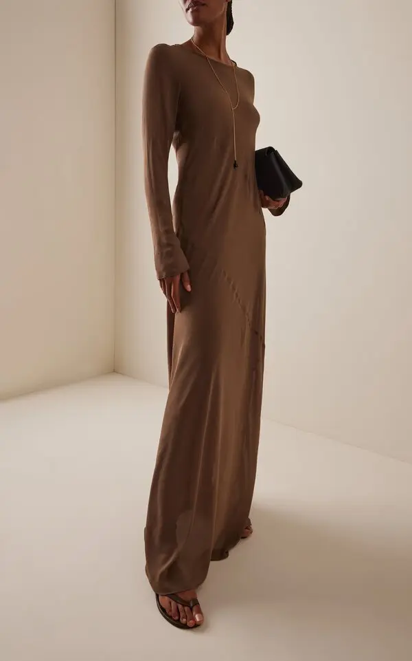 SLOAN Exclusive Long-seam Georgette Gown