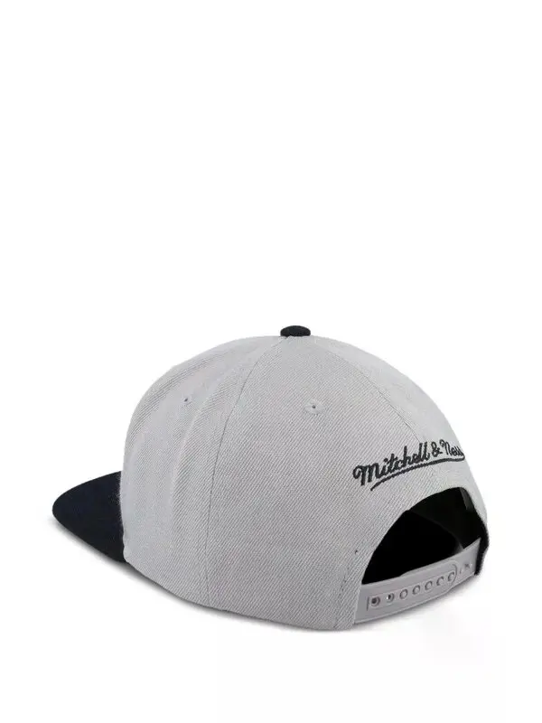 Mitchell & Ness Top Letter Snapback Cap