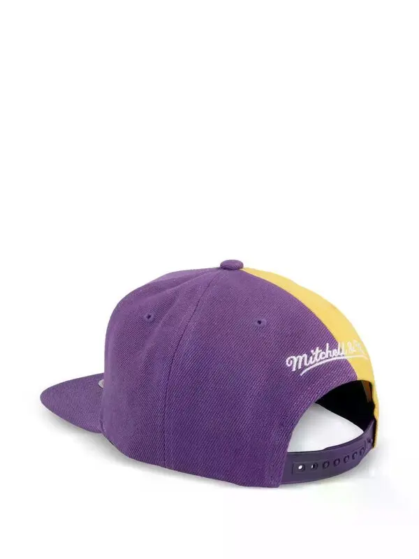 Mitchell & Ness Retroline Snapback Cap