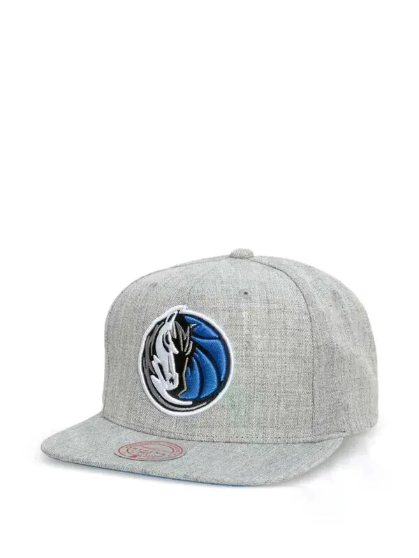 Mitchell & Ness Nba Dallas Mavericks Team Snapback Cap - Grey