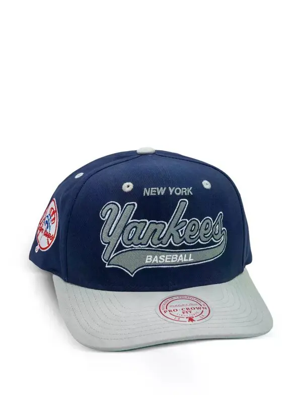 Mitchell & Ness Mlb New York Yankees Tail Sweep Cap - Blue