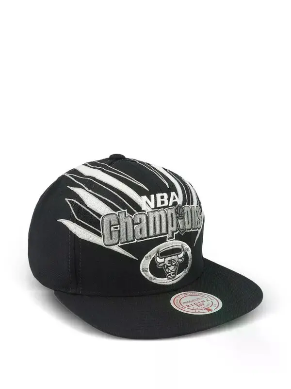 Mitchell & Ness Chicago Bulls 1998 Championship Flipside Snapback Cap - Black