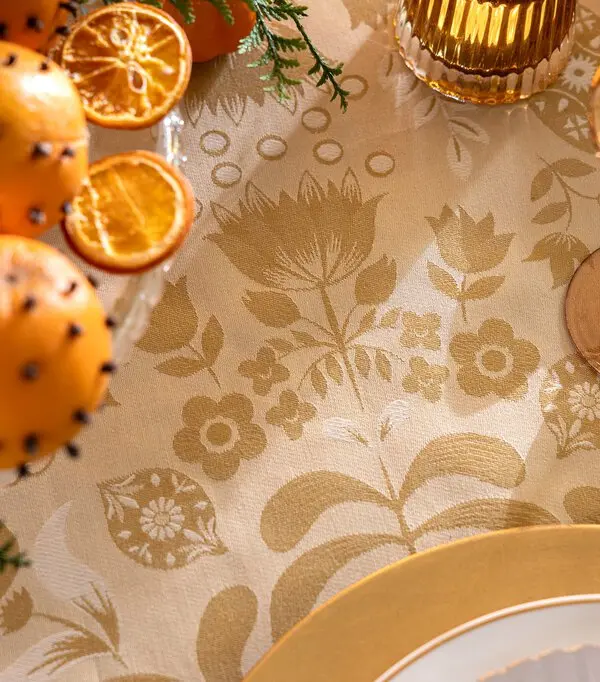LE JACQUARD FRANÇAIS Féerie Tablecloth
