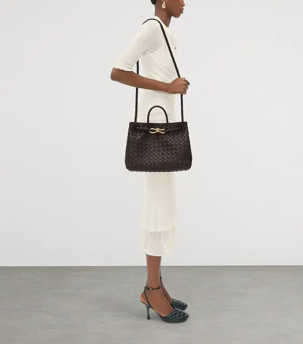 Bottega Veneta Leather Andiamo Top-handle Bag - Grey