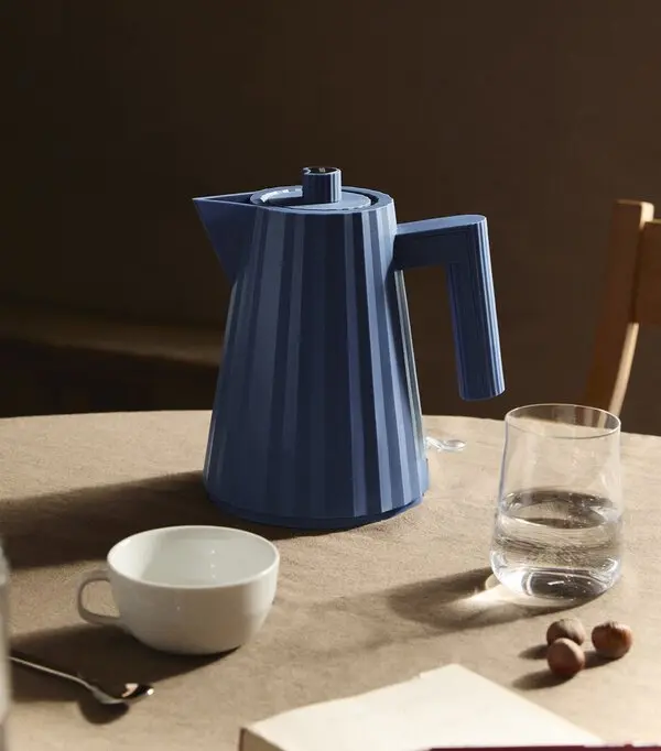 ALESSI Plissé Kettle - Blue