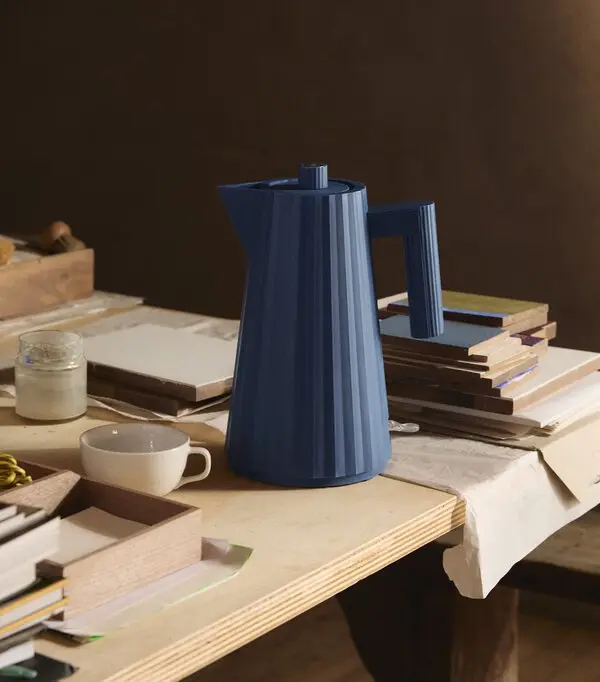 ALESSI Plissé Kettle - Blue