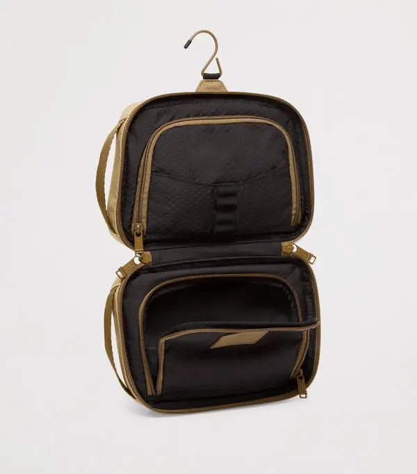 Tumi Alpha Bravo Response Washbag