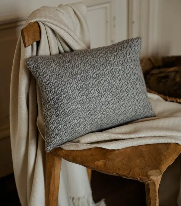 ARAMINTA CAMPBELL Alpaca-blend Fern Cushion