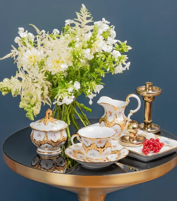 MEISSEN B-form Teapot