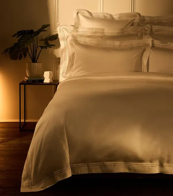 CELSO DE LEMOS Quadra Super King Flat Sheet