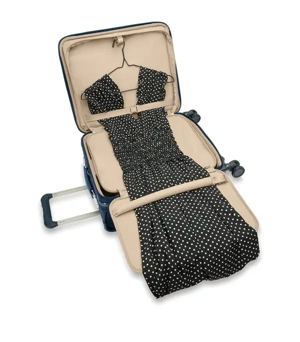 Briggs & Riley Baseline Global Carry-on Expandable Spinner Suitcase - Navy