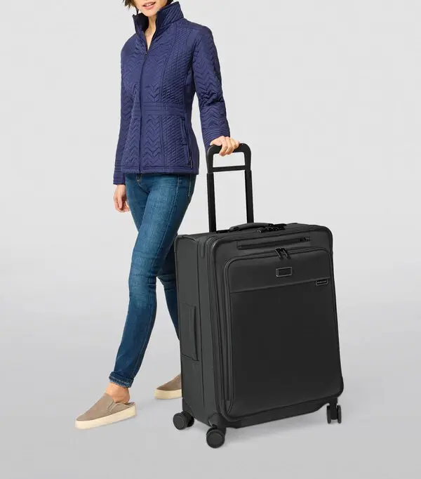 Briggs & Riley Baseline Medium Expandable Spinner Suitcase - Black