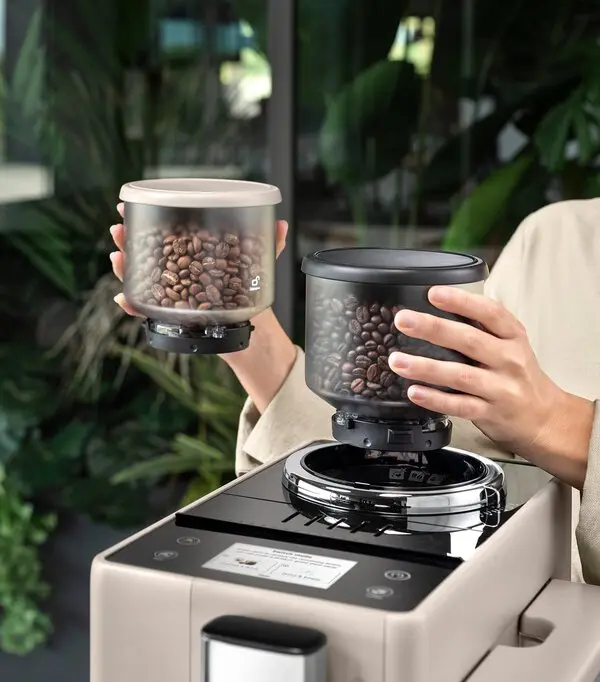 DE'LONGHI Rivelia Coffee Machine - Beige